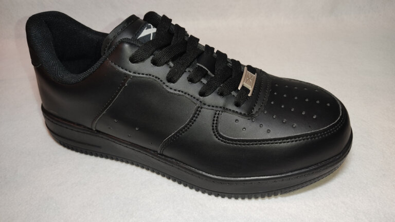 ナイキAF1にそっくりなXEBECの安全靴85141をレビュー | ちりへら