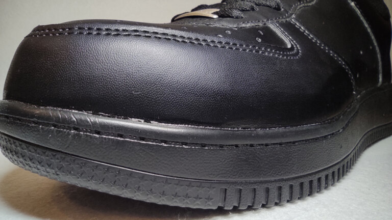 ナイキAF1にそっくりなXEBECの安全靴85141をレビュー | ちりへら